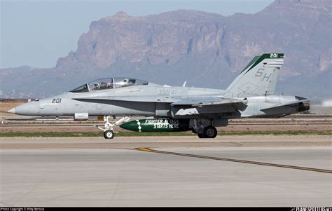 164705 United States Us Marine Corps Usmc Mcdonnell Douglas F A 18d