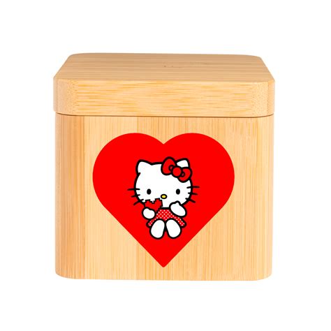 Hello Kitty Love Heart