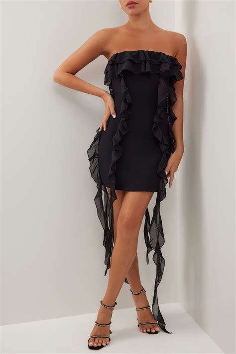 5 2023 Summer Dress Trends To Wear Until Labor Day