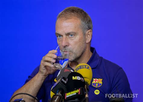 바르셀로나 기자회견 뉴캐슬과 딴판인 기자회견 분위기 스페인 기자들도 물어볼 게 없는 이적설