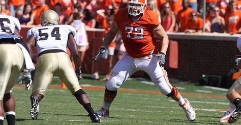 Basic Moves Of Pass Blocking Shakin The Southland