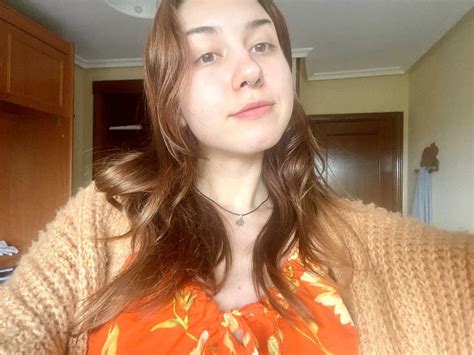 Young Lady With No Make Up R Sendmecompliments