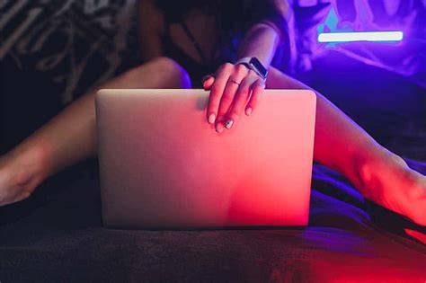Hacking Online Dating Messaging To Sex In Hours Or LESS
