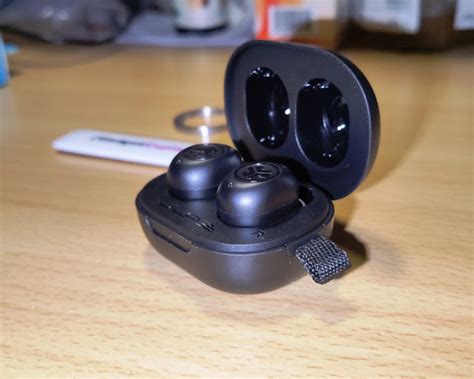 JLab JBuds Mini Review Small Wireless Earbuds With Keyring Gadget Explained Reviews Gadgets