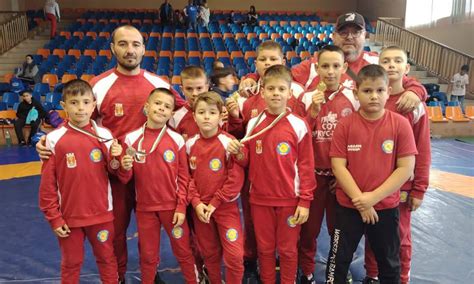 Хасковските борци с 9 медала от държавното първенство при децата Xnews