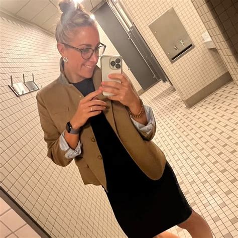 Stephanie Stephaniem On Threads