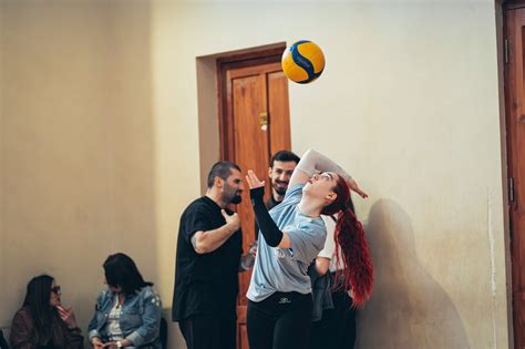 ისნის რაიონის გამგეობა ისნის რაიონის გამგეობის ორგანიზებით ფრენბურთში გოგონათა და ვაჟთა