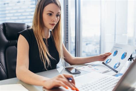 Business Analyst Vs Data Analyst Comparing Analytics Careers Online