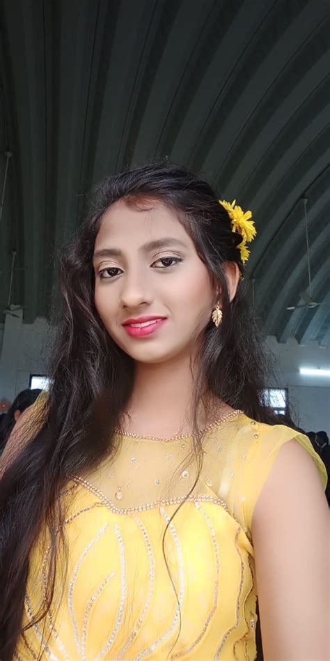 Miss Teen India Contestant 2025 Roshani Kiran Bhagat Yavatmal