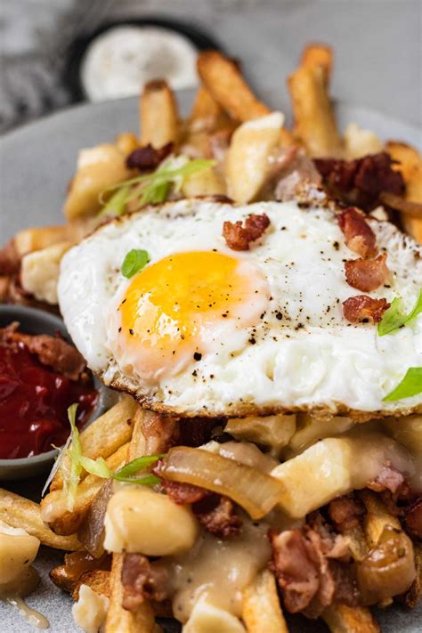 Breakfast Poutine Piper Cooks