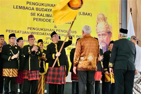 Perlu Titah Sultan Kutai Jurnal Borneo