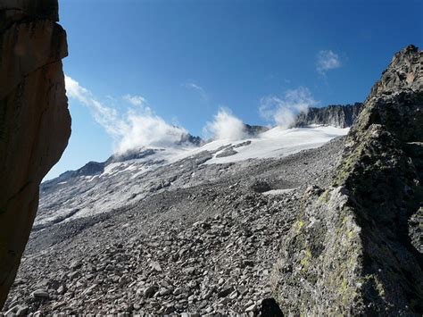 Pico Aneto Hike Rock Free Photo On Pixabay Pixabay