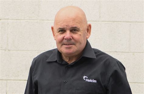 Hooked On The Extraction Industry Quarrying And Mining Magazine
