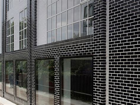 Brick In Full Colour BDA