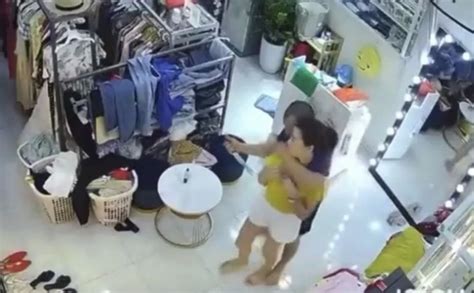 Lí Lịch Bất Hảo Của đối Tượng Dùng Dao Uy Hiếp đòi Hiếp Dâm Chủ Shop