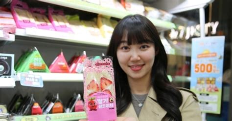 벌써 ‘딸기 디저트올해는 역대급으로 빨라진다는데 ‘무슨 일