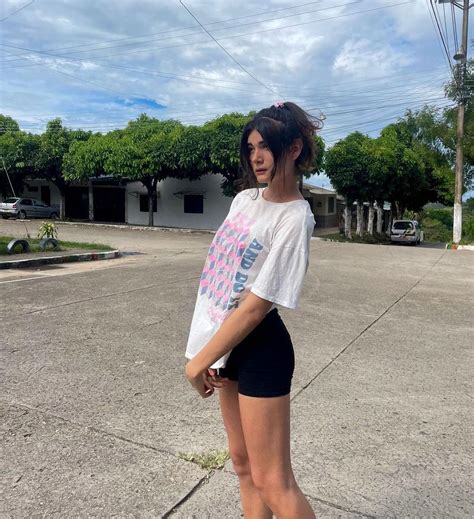 Violet Smith Live Cams Skype Teams Discord Telegram