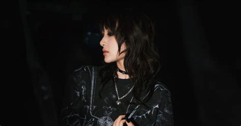 Khóc Ở Trong Club Slow Version Hiền Hồ tải mp3 lời bài hát NhacCuaTui