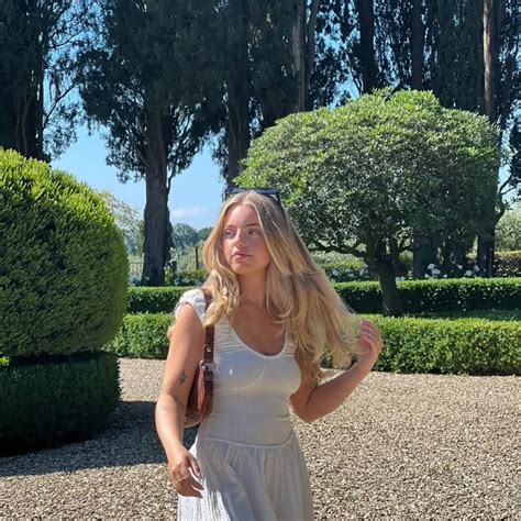 chloe 🤍 chloelouise on threads