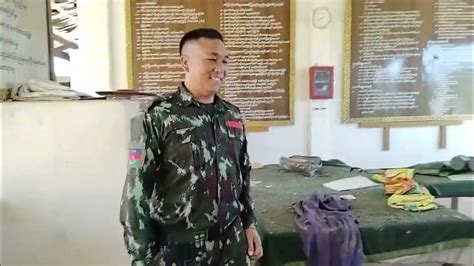 မင်းတပ်မြို့ရှိ စစ်ကောင်စီ ခလရ ၂၇၄ မှ စစ်ခေါင်းဆောင်ဓာတ်ပုံကိုဖြုတ်ချပြီး ခြေထောက်နှင့်နင်း