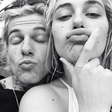 Pin By 𖤐 On Jesse And Devon Devon The Neighbourhood Jesse Rutherford