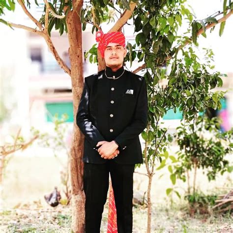 Jaydip Parmar Jaydeepjd1511 • Threads Say More