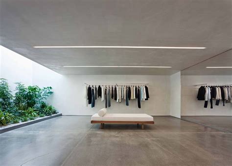 Standard Architecture Creates Hollywood Shop For Helmut Lang