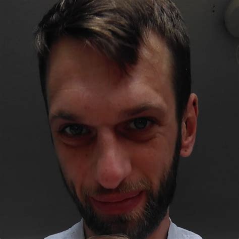 Arik Roller Notfallsanitäter In Zna Helios Kliniken Kassel Gmbh Xing