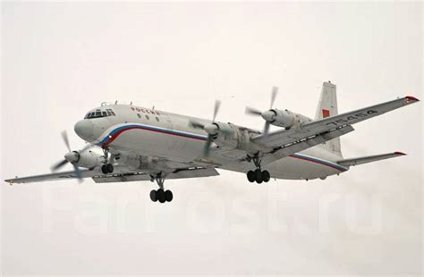 Сборная модель самолёта Ил-18 Вост Экспресс 1/144 + декаль гтк Россия ...