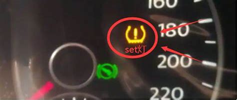 汽车仪表盘set灯亮是什么意思 有驾