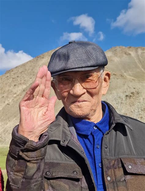 Болдбаатар Цагдаа Халтар ах Эрдэнэтээс ирэв Facebook