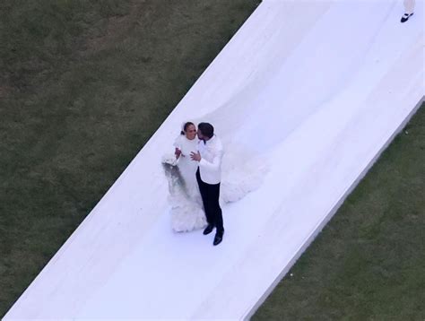 Jennifer Lopez Ben Affleck Tie The Knot For Second Time