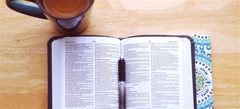 How To Teach Students To Study The Bible | LeaderTreks Youth Ministry Blog