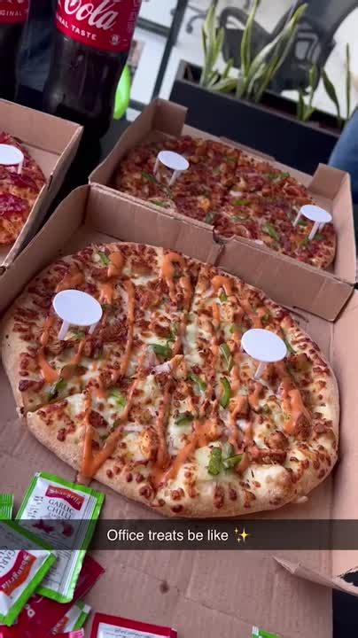 Ambreen Azam On Linkedin Enjoying Office Food And Bonding With Colleagues