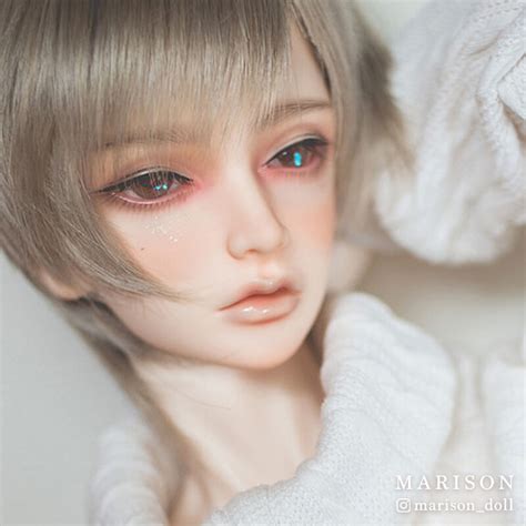 霍夫曼籌辦組 商業攤位尚未繳交宣傳圖片的朋友，或想更新第一輪宣傳圖片的朋友，請於本周五（7 月 12 日）以前寄給小精靈哦🙏今晚要介紹來自香港的 ️2024 冬日場 ️商業攤位