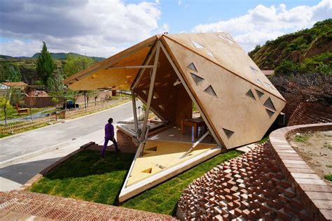 10 Examples Of Kinetic Architecture Around The World Rtf Rethinking