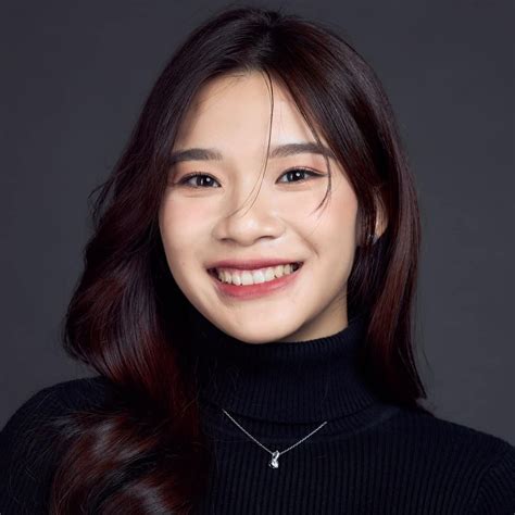 Linh Cao The Writeria