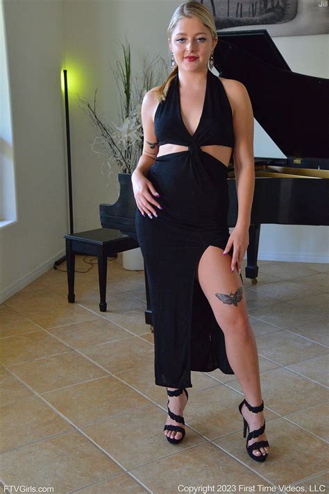 Sexy Dark Fashion Porn Pic Gallery Nightdreambabe Com