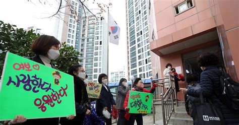 만학도들의 수능 도전을 응원합니다
