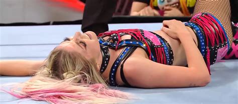 Alexa in pain : r/AlexaBlissHumiliation