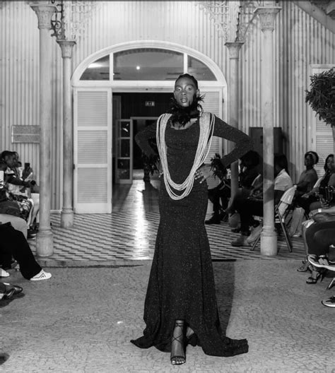 Kassandra Santos Modelo Angola