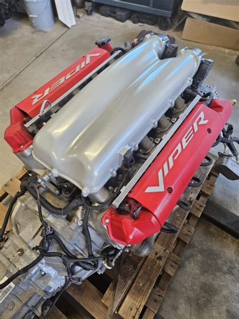 600 Bhp A Dodge Viper Srt 10 V10 Engine 6 Speed Transmission