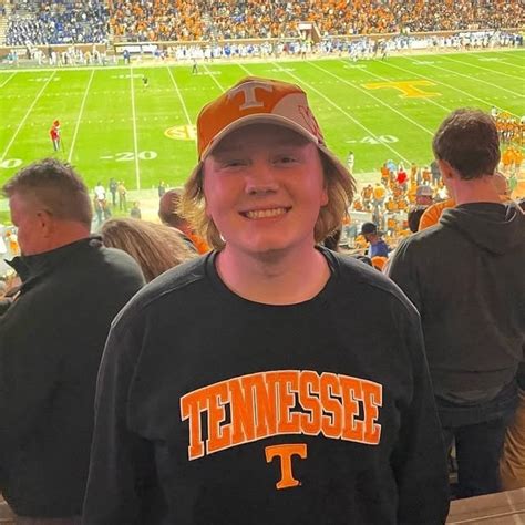 Nolan Thomas Nolanthomas • Threads Say More