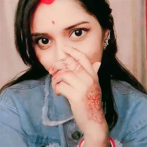 Papri Mondal Look At Papri • Threads Say More