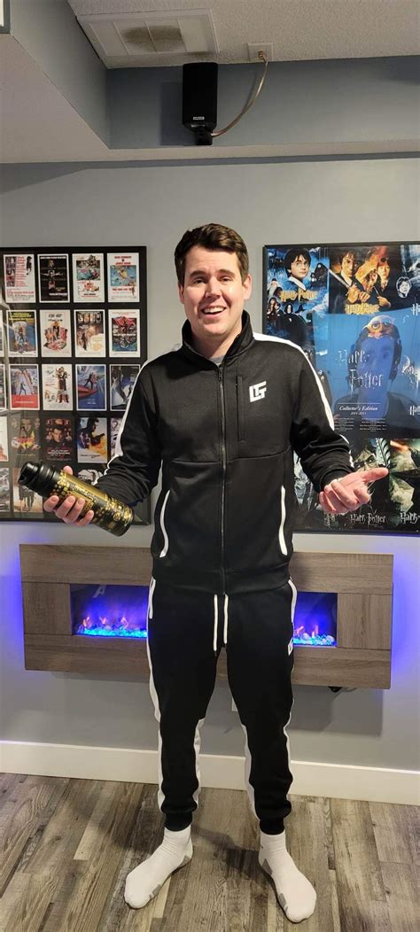 The Ltt Tracksuit Arrived Its Everything I Dreamed About R Linustechtips