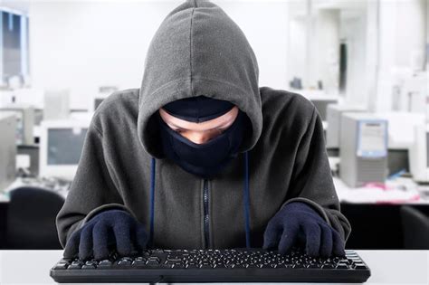 Premium Photo Computer Hacker