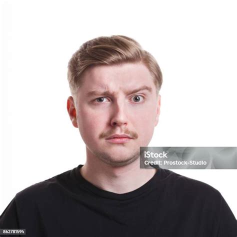 인간의 감정 혐오를 표현 하는 사람 제외 만들기에 대한 스톡 사진 및 기타 이미지 만들기 사람 얼굴 역겨움 Istock