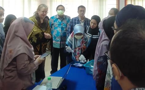 Workshop Microbial Biofilms Prof Ute Bahas Perlakuan Biofilms