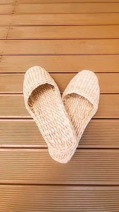 슬리퍼 라탄슬리퍼 신발실내화라탄 소품 인테리어소품 거실 왕골 여름휴가 여름 캠핑선물 샌들 주방 소품 패션 휴가 남대문시장 남대문신흥상회