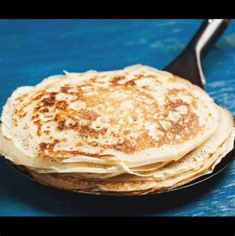 Селски палачинки с кисело мляко само за познавачи Пухкави мекички и вървят с всяка плънка